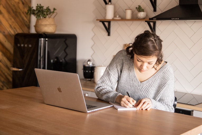 What is it Like Living with a Host Family? | GoAbroad.com