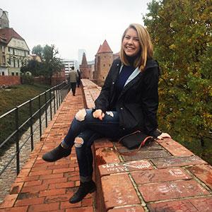 Emily Edson | CIS Abroad Alumni Interview
