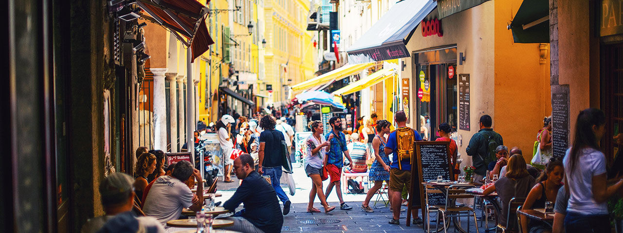 9 France Study Abroad Tips (for Making the Most of Your T...