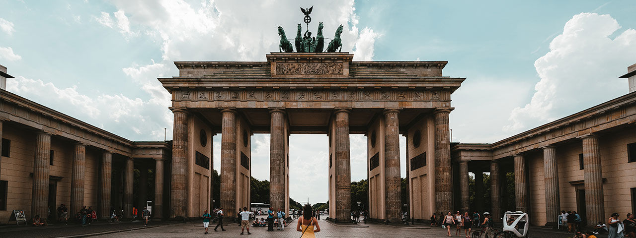 9 Pros and Cons of Going to College in Germany