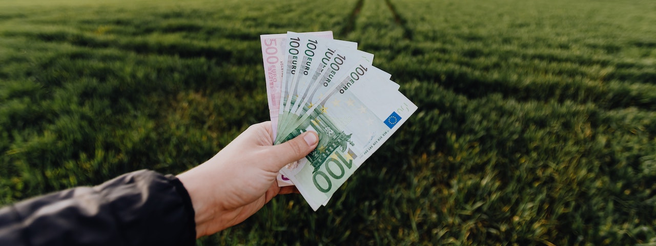 11 Lesser-Known Scholarships for Language Study