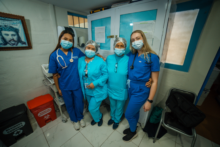 Why You Should Do a Medical Internship This Year | GoAbroad.com