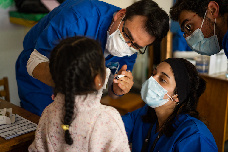 Why You Should Do a Medical Internship This Year | GoAbroad.com